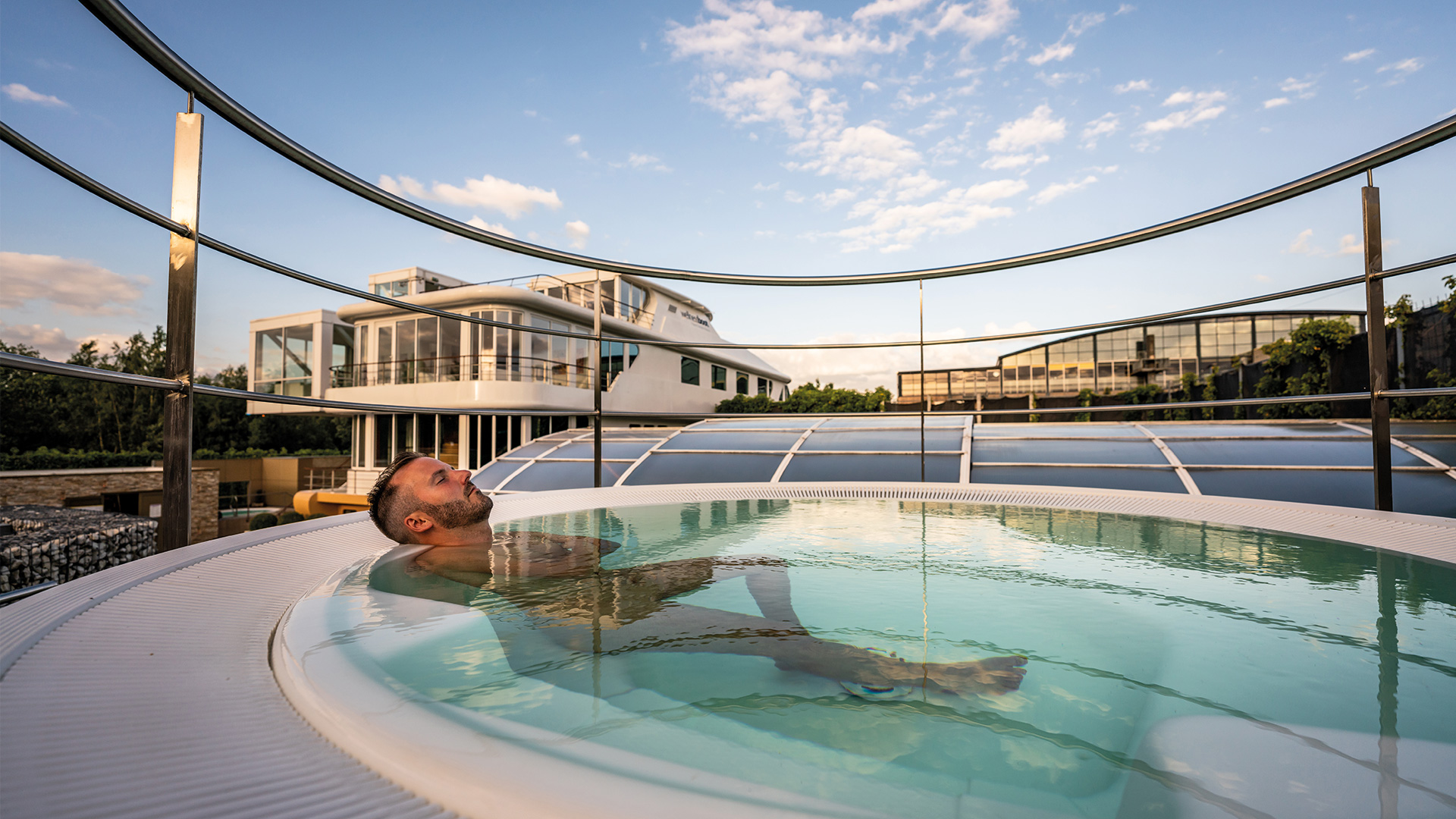 BLUE Wellnessboot Mill - BLUE Wellness